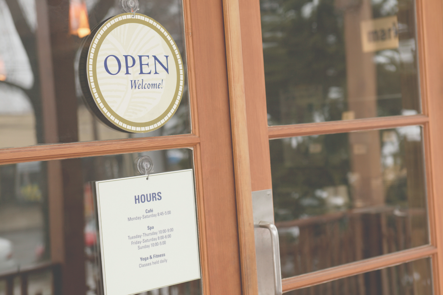 How to demonstrate that your small business is professional and ...